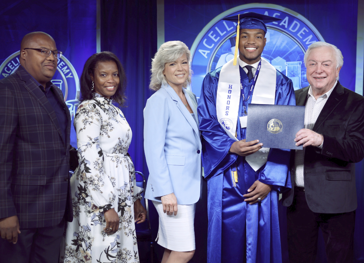 What to Expect at an Acellus Academy Commencement Ceremony | Acellus ...